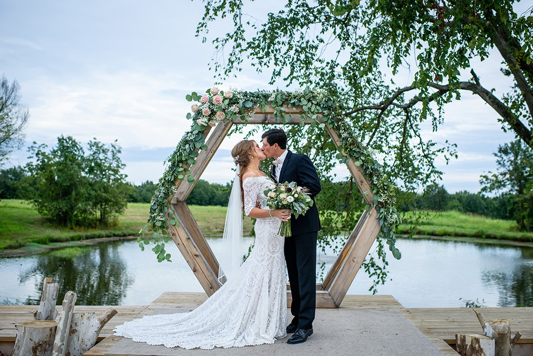 Rustic Wedding Vibes with Modern Charm - Cooper's Ridge Event Venue